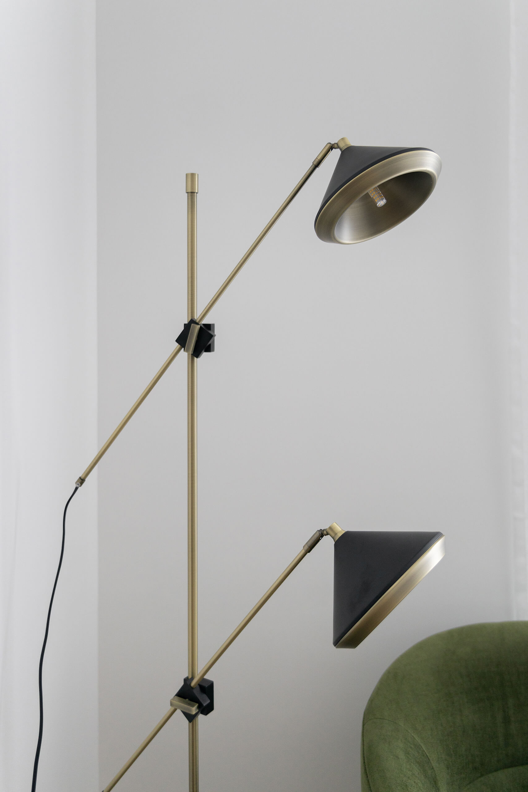 La Mer essence: Timeless Minimalist Retreat - Bloom and Beyond