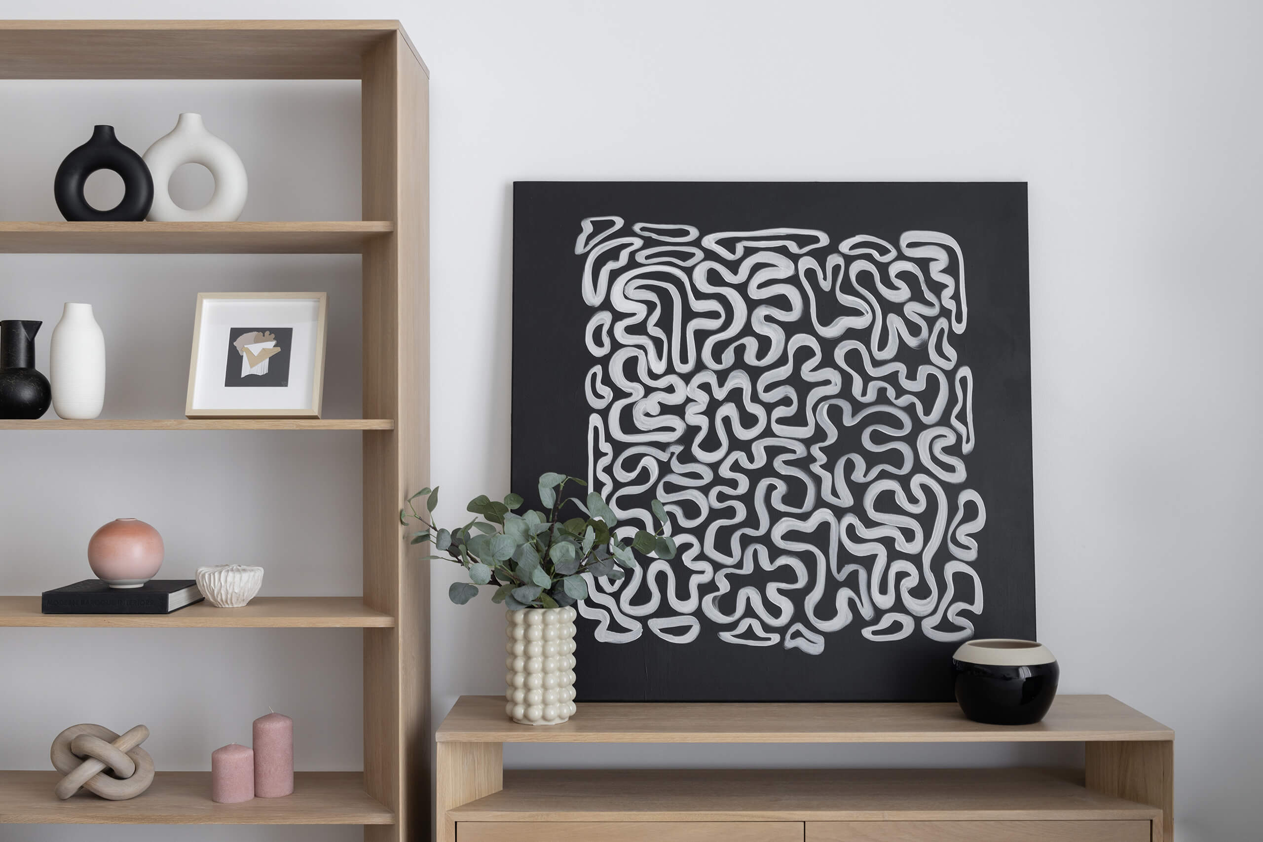 La Mer essence: Timeless Minimalist Retreat - Bloom and Beyond